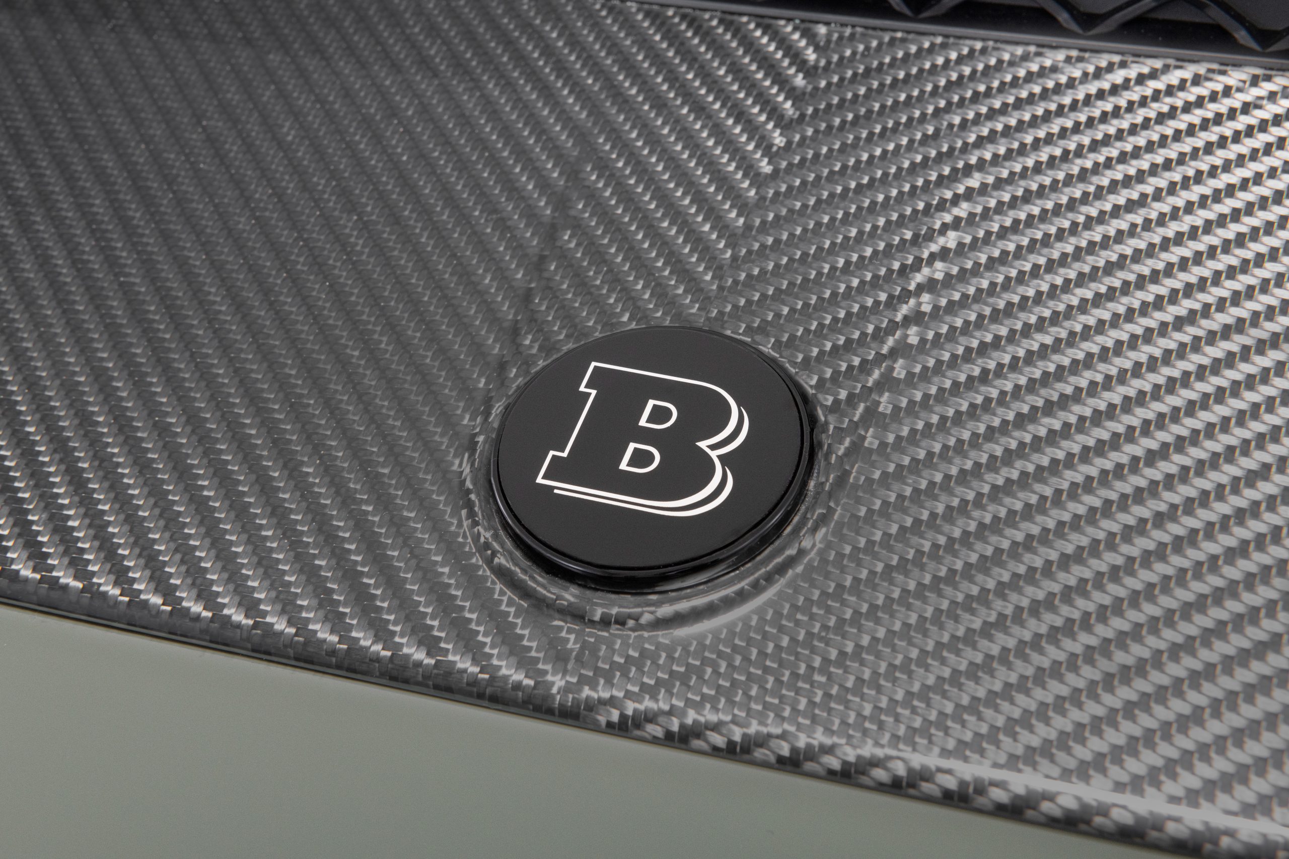 Here's The New Brabus 800 4x4² Stealth Green Based On The G-Class ...