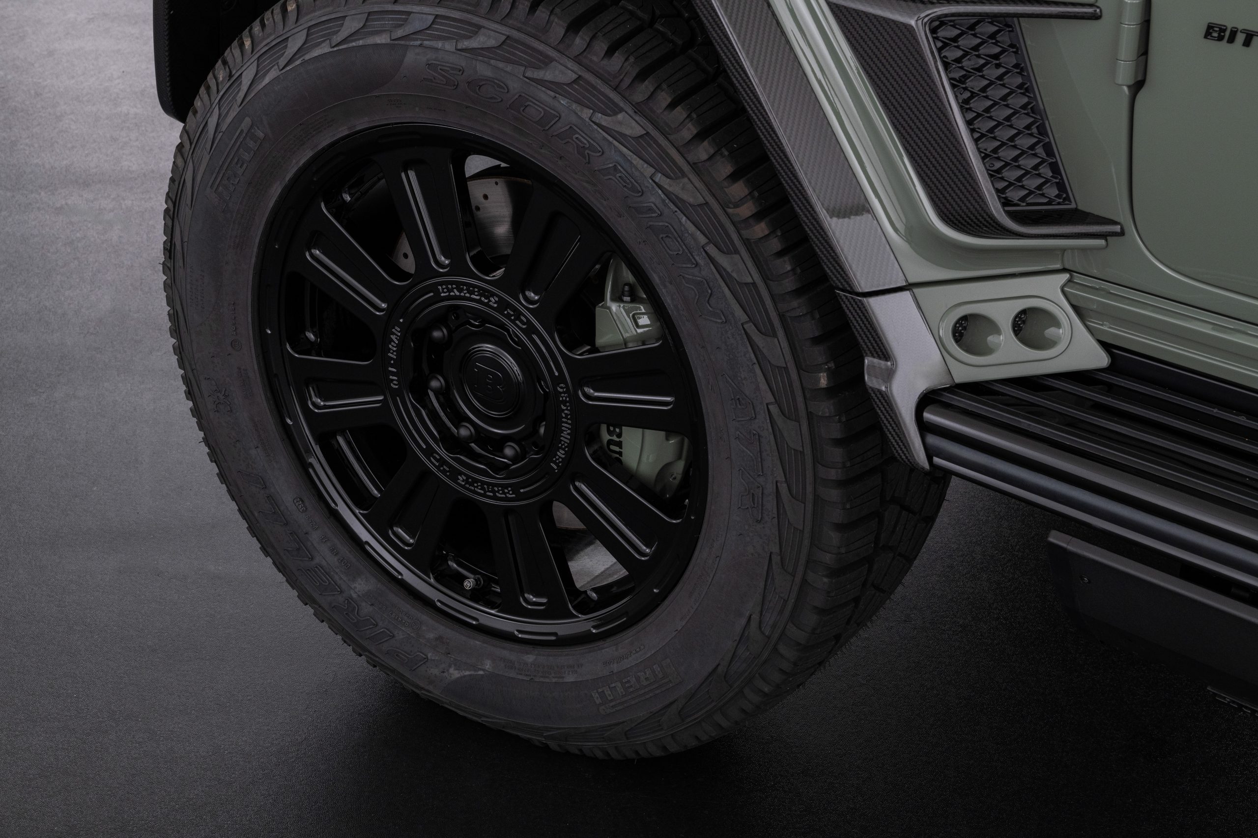 Here's The New Brabus 800 4x4² Stealth Green Based On The G-Class ...